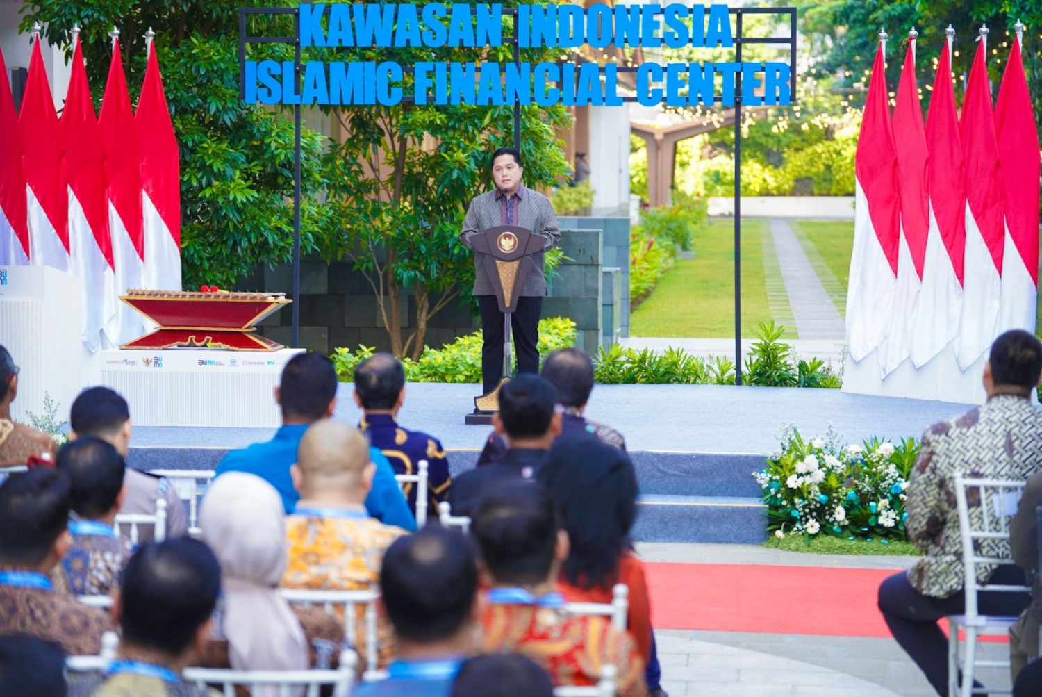 Diresmikan Presiden, Menteri BUMN Erick Thohir Ungkap Keunggulan Kawasan Indonesia Islamic ...