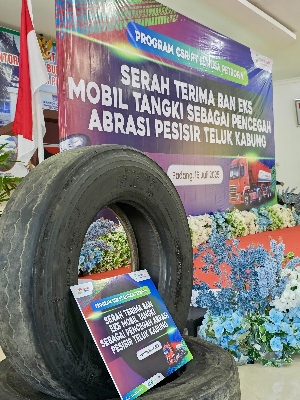 Elnusa Hibahkan 100 Ban Eks Mobil Tangki untuk Program Appostraps ...